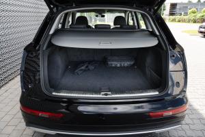 Melns Audi Q5 2021 Mārupe, ar dzinēja tilpumu 2.00 L un nobraukumu 124 tūkst. km par 32200 €, foto 28 vietnē AUTOMOTO.COM.LV