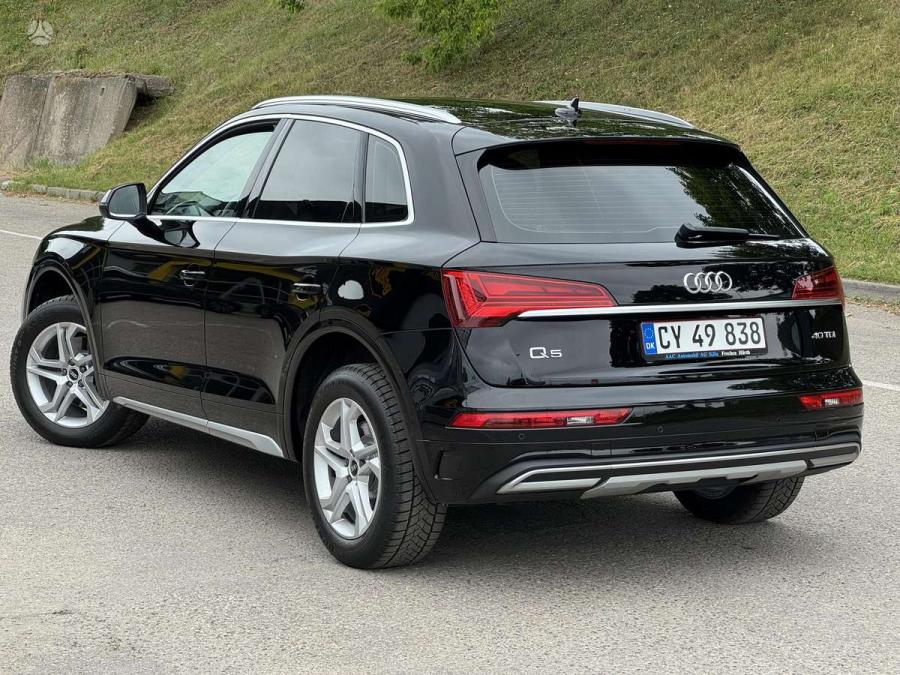 Melns Audi Q5 2021 Jonava, ar dzinēja tilpumu 2.00 L un nobraukumu 260 tūkst. km par 23950 €, foto 7 vietnē AUTOMOTO.COM.LV