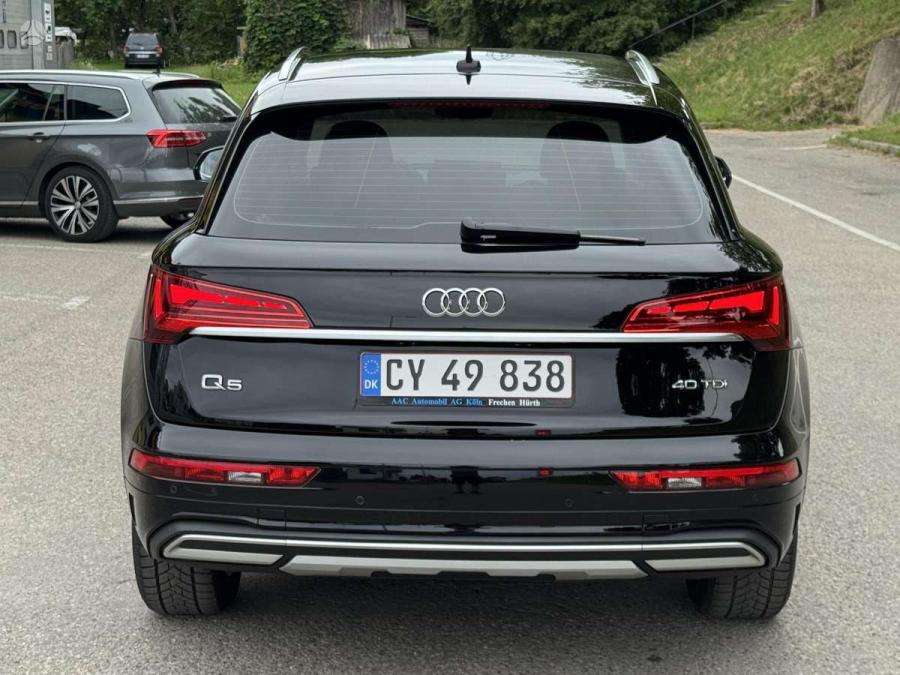 Melns Audi Q5 2021 Jonava, ar dzinēja tilpumu 2.00 L un nobraukumu 260 tūkst. km par 23950 €, foto 17 vietnē AUTOMOTO.COM.LV