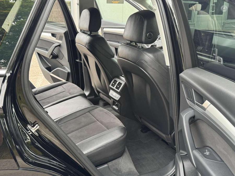 Melns Audi Q5 2021 Jonava, ar dzinēja tilpumu 2.00 L un nobraukumu 260 tūkst. km par 23950 €, foto 30 vietnē AUTOMOTO.COM.LV