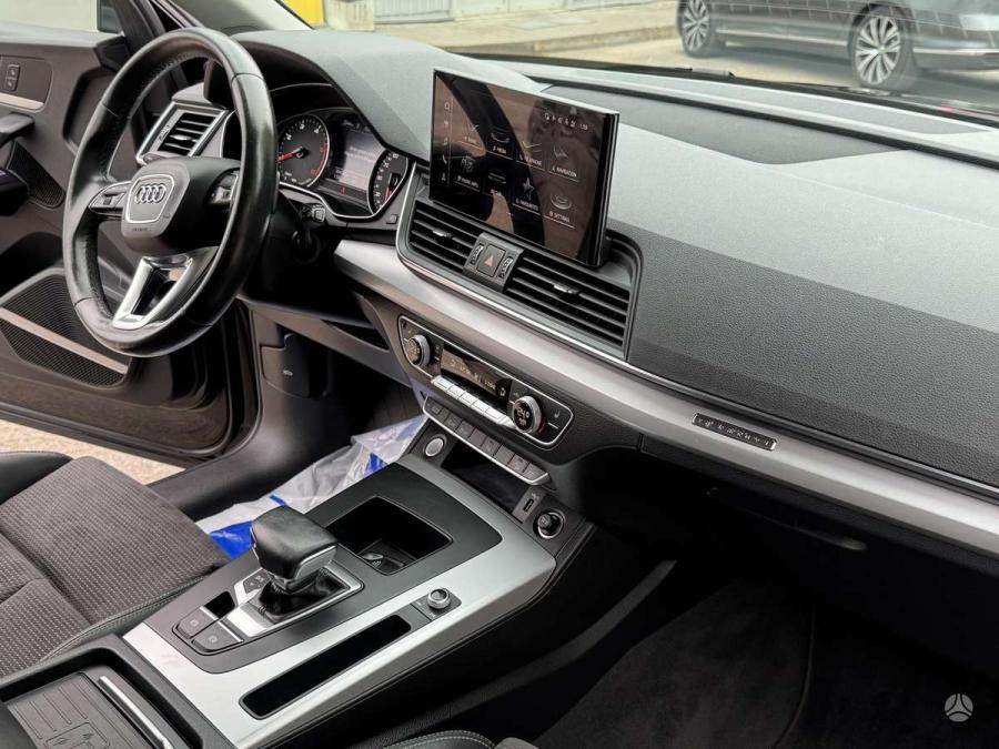 Melns Audi Q5 2021 Jonava, ar dzinēja tilpumu 2.00 L un nobraukumu 260 tūkst. km par 23950 €, foto 34 vietnē AUTOMOTO.COM.LV
