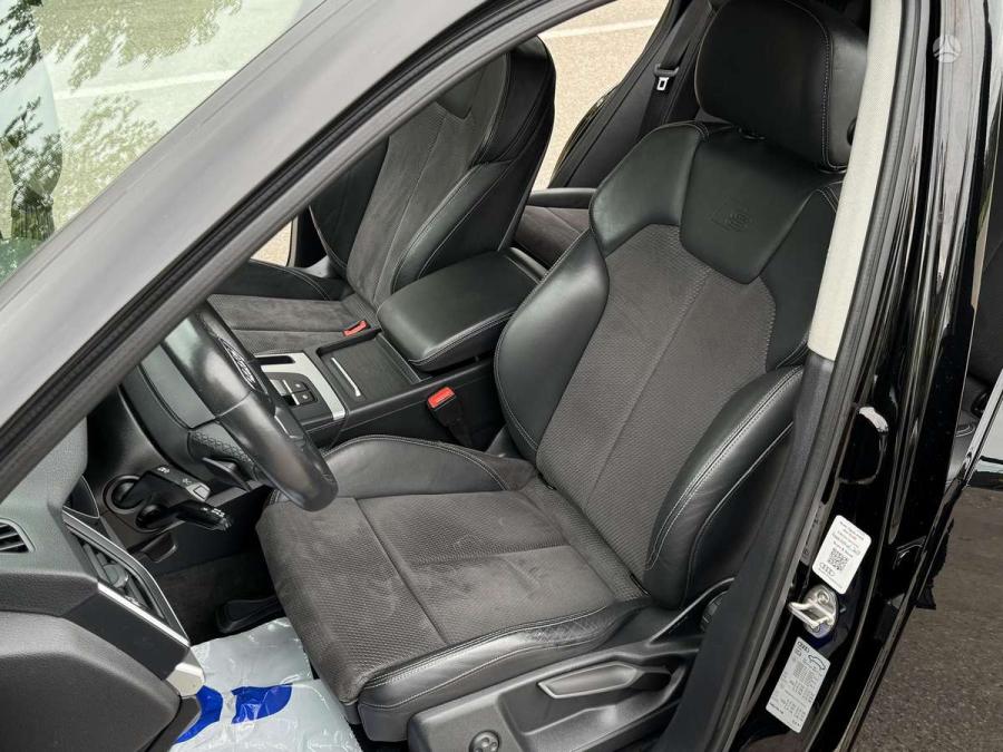 Melns Audi Q5 2021 Jonava, ar dzinēja tilpumu 2.00 L un nobraukumu 260 tūkst. km par 23950 €, foto 38 vietnē AUTOMOTO.COM.LV
