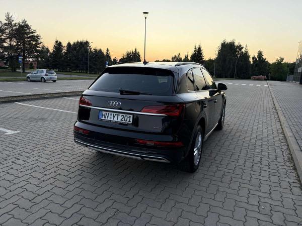 Black Audi Q5 2021 in Kupiskis, with an engine capacity of 1.97 L and mileage of 264 thousand km for 22600 €, photo 9 on AUTOMOTO.COM.LV