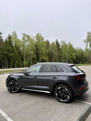 Melns Audi Q5 2021 Klaipėda, ar dzinēja tilpumu 1.98 L un nobraukumu 60 tūkst. km par 29900 €, foto 6 vietnē AUTOMOTO.COM.LV