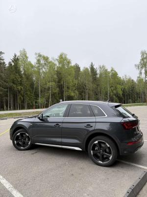 Melns Audi Q5 2021 Klaipėda, ar dzinēja tilpumu 1.98 L un nobraukumu 60 tūkst. km par 29900 €, foto 7 vietnē AUTOMOTO.COM.LV