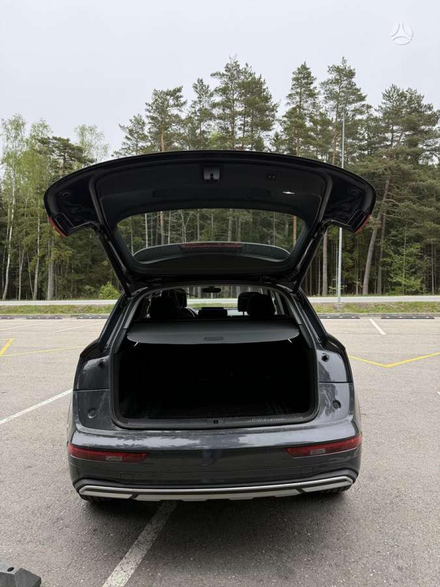Melns Audi Q5 2021 Klaipėda, ar dzinēja tilpumu 1.98 L un nobraukumu 60 tūkst. km par 29900 €, foto 11 vietnē AUTOMOTO.COM.LV