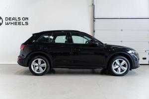 Melns Audi Q5 2021 Viļņa, ar dzinēja tilpumu 1.98 L un nobraukumu 122 tūkst. km par 34900 €, foto 4 vietnē AUTOMOTO.COM.LV