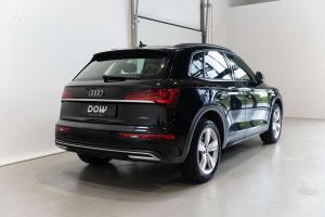 Melns Audi Q5 2021 Viļņa, ar dzinēja tilpumu 1.98 L un nobraukumu 122 tūkst. km par 34900 €, foto 6 vietnē AUTOMOTO.COM.LV