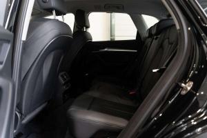 Melns Audi Q5 2021 Viļņa, ar dzinēja tilpumu 1.98 L un nobraukumu 122 tūkst. km par 34900 €, foto 16 vietnē AUTOMOTO.COM.LV