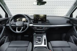 Black Audi Q5 2021 in Marupe, with an engine capacity of 2.00 L and mileage of 116 thousand km for 31400 €, photo 7 on AUTOMOTO.COM.LV