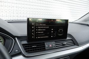Black Audi Q5 2021 in Marupe, with an engine capacity of 2.00 L and mileage of 116 thousand km for 31400 €, photo 25 on AUTOMOTO.COM.LV