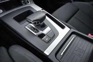 Black Audi Q5 2021 in Marupe, with an engine capacity of 2.00 L and mileage of 116 thousand km for 31400 €, photo 29 on AUTOMOTO.COM.LV