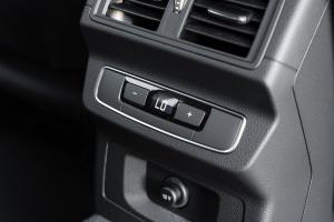 Black Audi Q5 2021 in Marupe, with an engine capacity of 2.00 L and mileage of 116 thousand km for 31400 €, photo 32 on AUTOMOTO.COM.LV