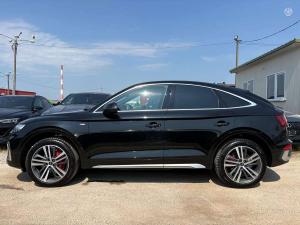 Black Audi Q5 2021 in Vilnius, with an engine capacity of 1.97 L and mileage of 195 thousand km for 25600 €, photo 3 on AUTOMOTO.COM.LV