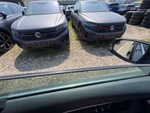 Black Audi Q5 2021 in Vilnius, with an engine capacity of 1.97 L and mileage of 195 thousand km for 25600 €, photo 12 on AUTOMOTO.COM.LV