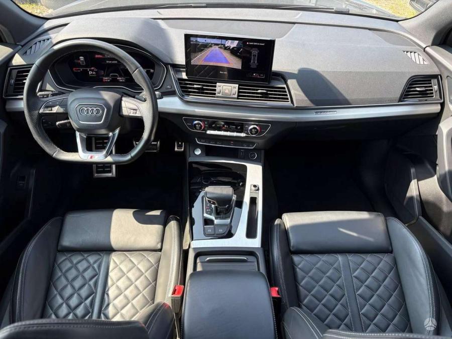 Black Audi Q5 2021 in Vilnius, with an engine capacity of 1.97 L and mileage of 195 thousand km for 25600 €, photo 17 on AUTOMOTO.COM.LV