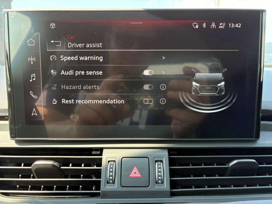 Black Audi Q5 2021 in Vilnius, with an engine capacity of 1.97 L and mileage of 195 thousand km for 25600 €, photo 22 on AUTOMOTO.COM.LV