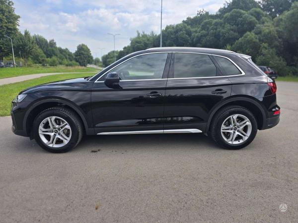 Black Audi Q5 2021 in Taurage, with an engine capacity of 1.97 L and mileage of 157 thousand km for 20500 €, photo 2 on AUTOMOTO.COM.LV