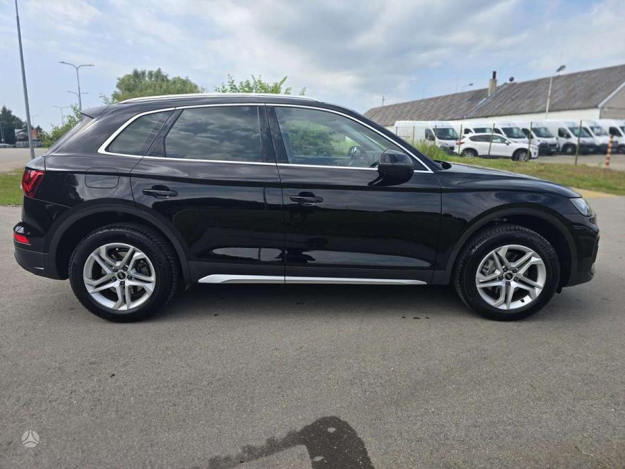 Melns Audi Q5 2021 Tauragė, ar dzinēja tilpumu 1.97 L un nobraukumu 157 tūkst. km par 20500 €, foto 6 vietnē AUTOMOTO.COM.LV