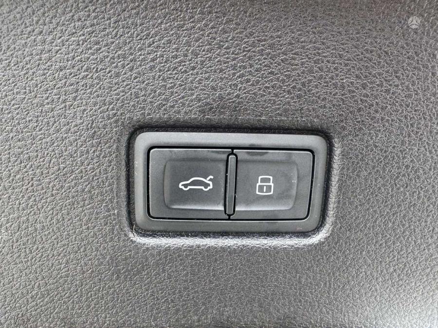 Melns Audi Q5 2021 Tauragė, ar dzinēja tilpumu 1.97 L un nobraukumu 293 tūkst. km par 22500 €, foto 22 vietnē AUTOMOTO.COM.LV