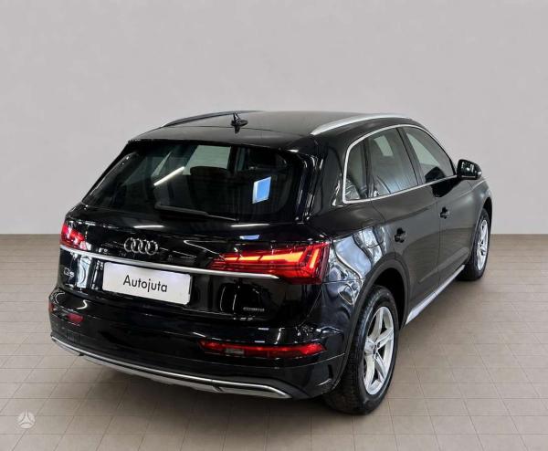 Black Audi Q5 2021 in Kaunas, with an engine capacity of 1.97 L and mileage of 92 thousand km for 27500 €, photo 5 on AUTOMOTO.COM.LV