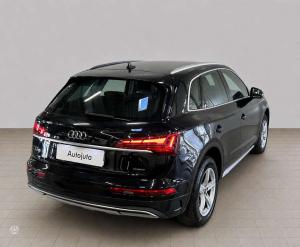Black Audi Q5 2021 in Kaunas, with an engine capacity of 1.97 L and mileage of 92 thousand km for 27500 €, photo 5 on AUTOMOTO.COM.LV