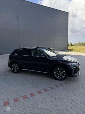 Black Audi Q5 2021 in Siauliai, with an engine capacity of 1.98 L and mileage of 96 thousand km for 19000 €, photo 7 on AUTOMOTO.COM.LV