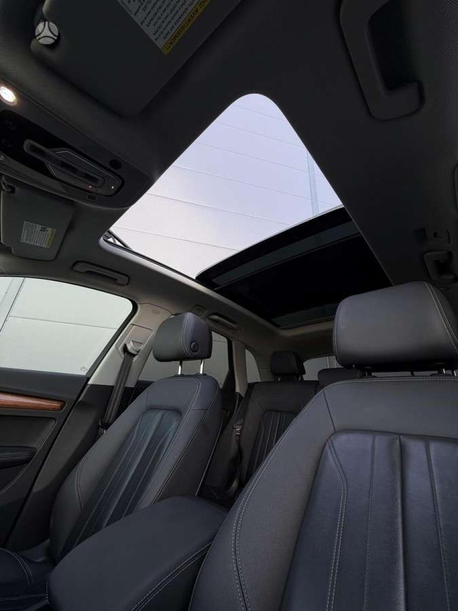 Black Audi Q5 2021 in Siauliai, with an engine capacity of 1.98 L and mileage of 96 thousand km for 19000 €, photo 16 on AUTOMOTO.COM.LV