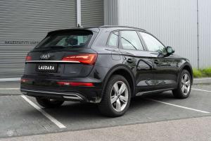 Black Audi Q5 2021 in Vilnius, with an engine capacity of 1.98 L and mileage of 121 thousand km for 30850 €, photo 7 on AUTOMOTO.COM.LV
