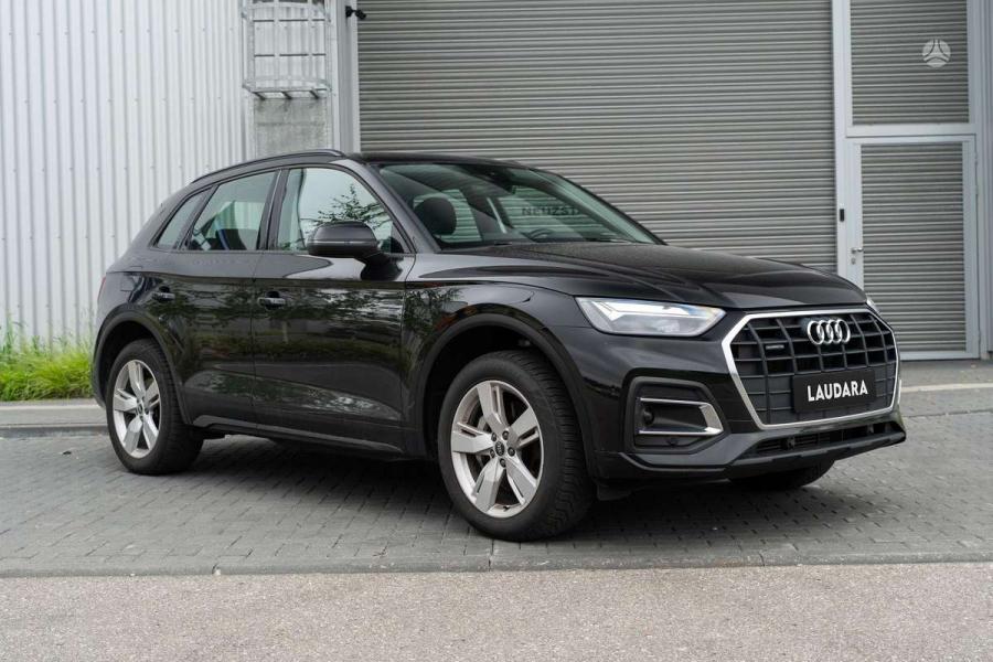 Black Audi Q5 2021 in Vilnius, with an engine capacity of 1.98 L and mileage of 121 thousand km for 30850 €, photo 9 on AUTOMOTO.COM.LV