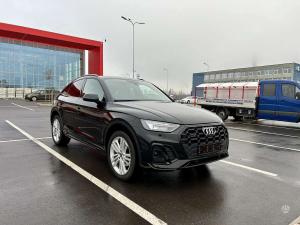 Black Audi Q5 2022 in Kaunas, with an engine capacity of 2.00 L and mileage of 59 thousand km for 36900 €, photo 4 on AUTOMOTO.COM.LV