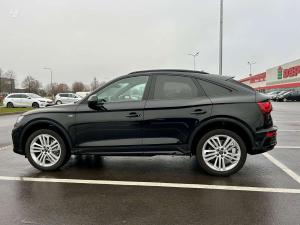 Black Audi Q5 2022 in Kaunas, with an engine capacity of 2.00 L and mileage of 59 thousand km for 36900 €, photo 9 on AUTOMOTO.COM.LV