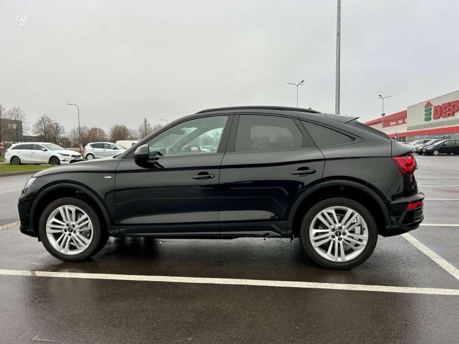 Black Audi Q5 2022 in Kaunas, with an engine capacity of 2.00 L and mileage of 59 thousand km for 36900 €, photo 9 on AUTOMOTO.COM.LV
