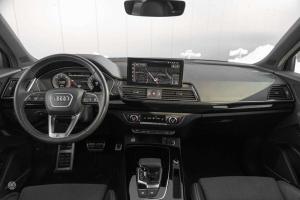 Black Audi Q5 2022 in Vilnius, with an engine capacity of 2.00 L and mileage of 64 thousand km for 39500 €, photo 18 on AUTOMOTO.COM.LV