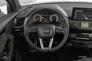 Black Audi Q5 2022 in Vilnius, with an engine capacity of 2.00 L and mileage of 64 thousand km for 39500 €, photo 20 on AUTOMOTO.COM.LV