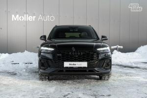 Melns Audi Q5 2022 Viļņa, ar dzinēja tilpumu 2.00 L un nobraukumu 64 tūkst. km par 39500 €, foto 4 vietnē AUTOMOTO.COM.LV