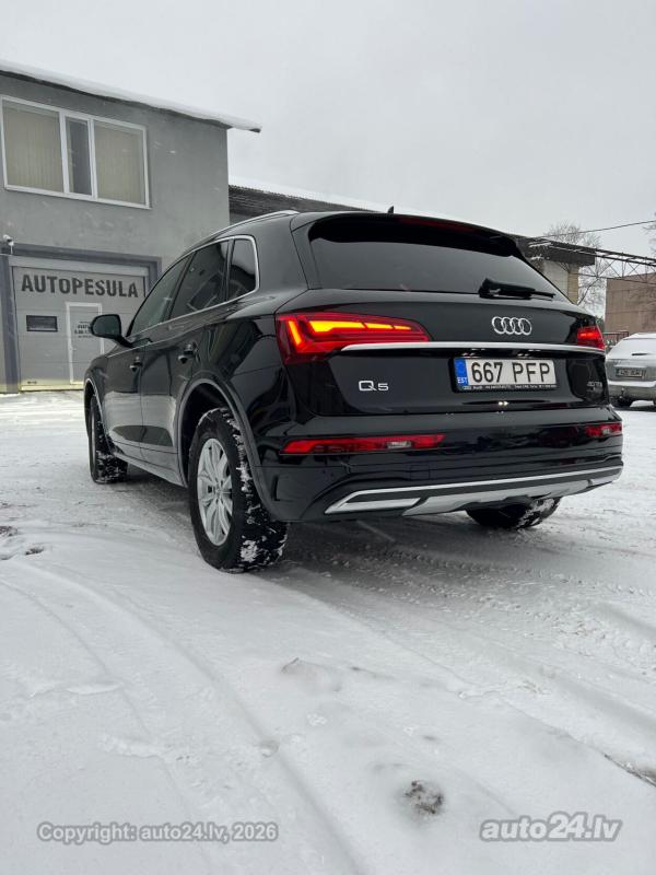 Black Audi Q5 2022 in Turi, with an engine capacity of 2.00 L and mileage of 81 thousand km for 44900 €, photo 4 on AUTOMOTO.COM.LV