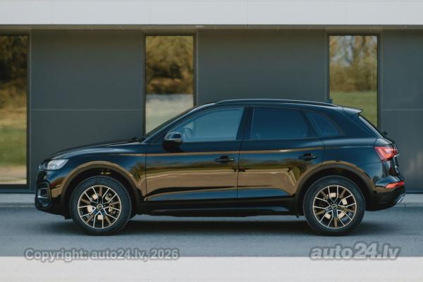 Black Audi Q5 2022 in Tallinn, with an engine capacity of 2.00 L and mileage of 133 thousand km for 34999 €, photo 11 on AUTOMOTO.COM.LV
