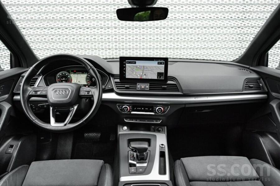 Black Audi Q5 2022 in Riga, with an engine capacity of 2.00 L and mileage of 135 thousand km for 33250 €, photo 7 on AUTOMOTO.COM.LV