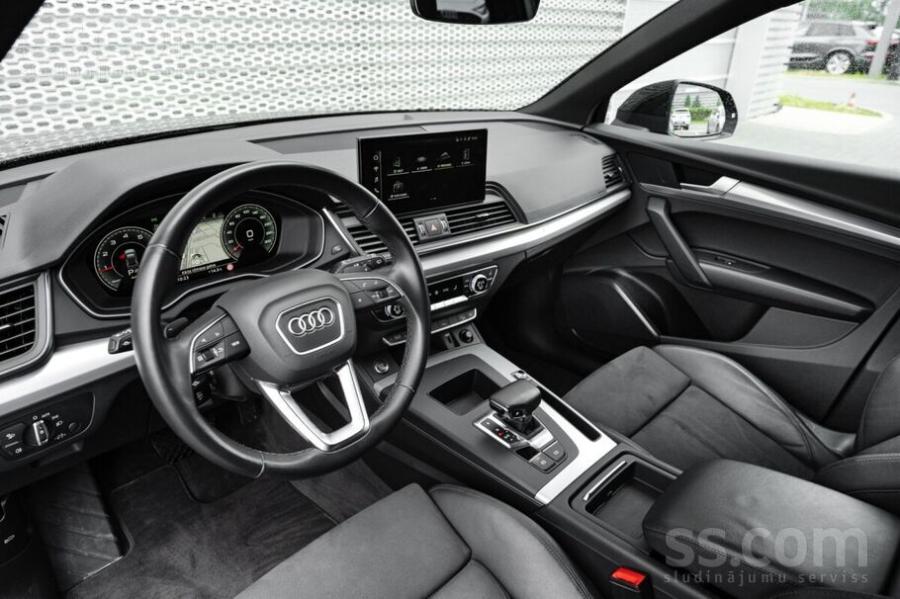 Black Audi Q5 2022 in Riga, with an engine capacity of 2.00 L and mileage of 135 thousand km for 33250 €, photo 10 on AUTOMOTO.COM.LV