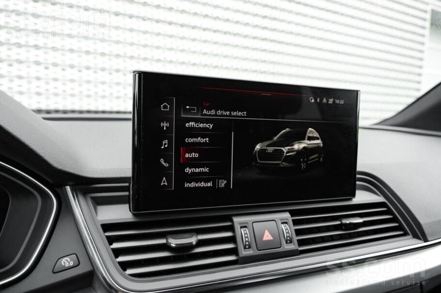 Black Audi Q5 2022 in Riga, with an engine capacity of 2.00 L and mileage of 135 thousand km for 33250 €, photo 21 on AUTOMOTO.COM.LV