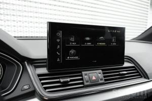 Black Audi Q5 2022 in Riga, with an engine capacity of 2.00 L and mileage of 135 thousand km for 33250 €, photo 23 on AUTOMOTO.COM.LV