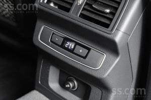 Black Audi Q5 2022 in Riga, with an engine capacity of 2.00 L and mileage of 135 thousand km for 33250 €, photo 27 on AUTOMOTO.COM.LV