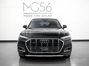 Black Audi Q5 2022 in Riga, with an engine capacity of 2.00 L and mileage of 163 thousand km for 31900 €, photo 4 on AUTOMOTO.COM.LV