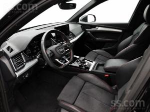Black Audi Q5 2022 in Riga, with an engine capacity of 2.00 L and mileage of 163 thousand km for 31900 €, photo 9 on AUTOMOTO.COM.LV