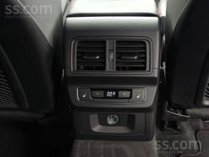 Black Audi Q5 2022 in Riga, with an engine capacity of 2.00 L and mileage of 163 thousand km for 31900 €, photo 20 on AUTOMOTO.COM.LV