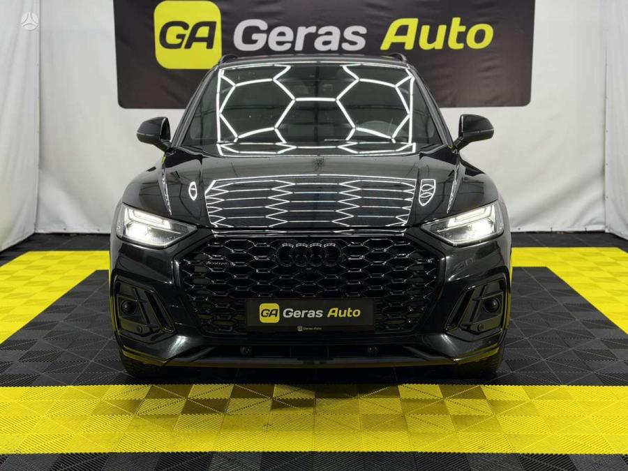 Melns Audi Q5 2022 Viļņa, ar dzinēja tilpumu 1.98 L un nobraukumu 106 tūkst. km par 35990 €, foto 3 vietnē AUTOMOTO.COM.LV
