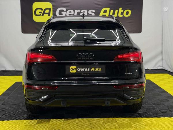 Black Audi Q5 2022 in Vilnius, with an engine capacity of 1.98 L and mileage of 106 thousand km for 35990 €, photo 5 on AUTOMOTO.COM.LV