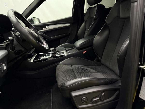 Black Audi Q5 2022 in Vilnius, with an engine capacity of 1.98 L and mileage of 106 thousand km for 35990 €, photo 10 on AUTOMOTO.COM.LV