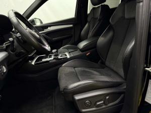 Melns Audi Q5 2022 Viļņa, ar dzinēja tilpumu 1.98 L un nobraukumu 106 tūkst. km par 35990 €, foto 11 vietnē AUTOMOTO.COM.LV